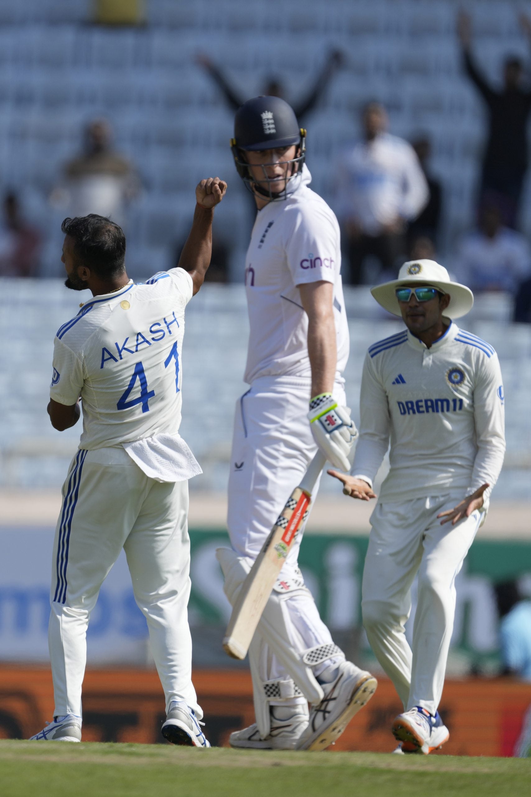 IND vs ENG 4th Test Day 1: Joe Root's Unbeaten 106 Keeps England Alive ...