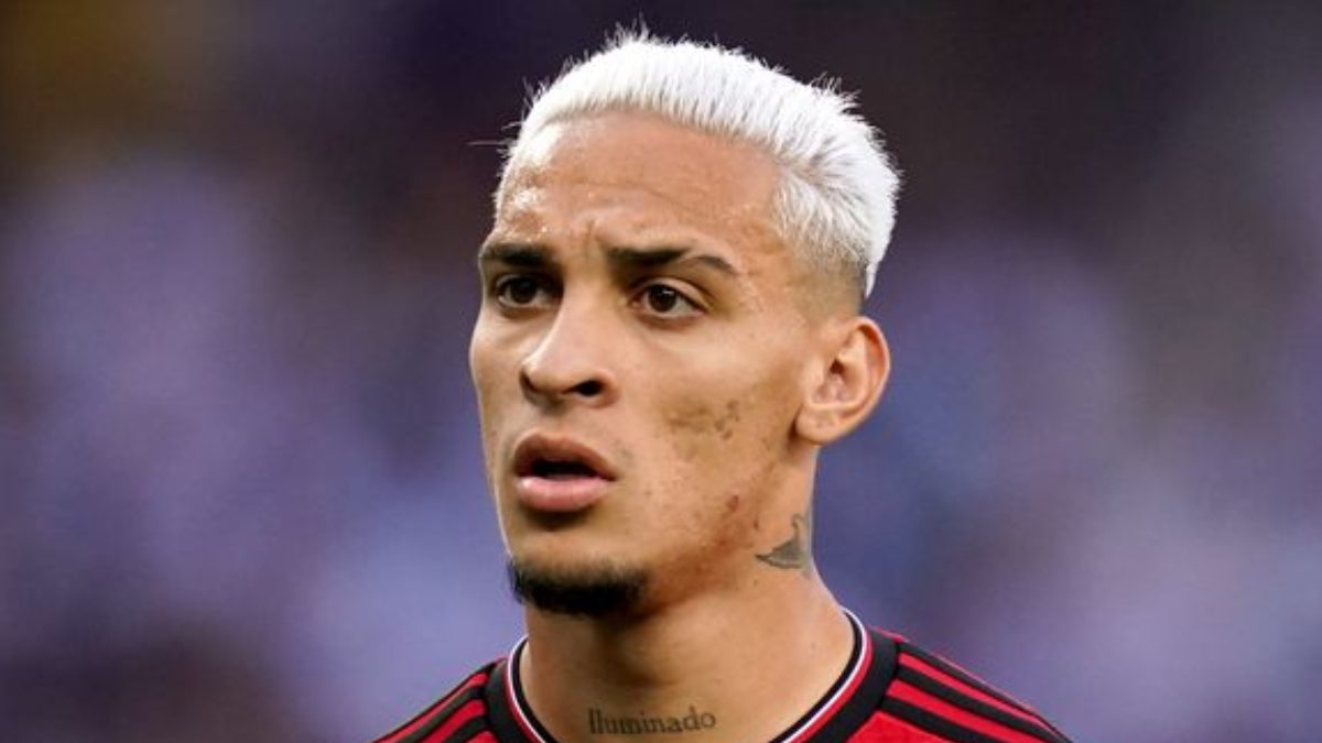 Manchester United Looking to Sell Antony in Upcoming Summer Transfer ...