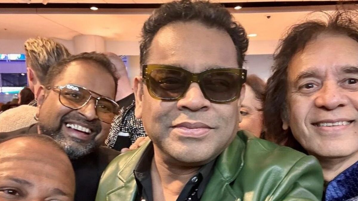 AR Rahman Drops Selfie With Shankar Mahadevan, Zakir Hussain And Selva ...