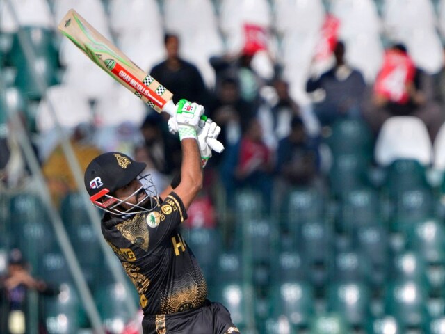 Pakistans Babar Azam Becomes Fastest To 10 000 T20 Runs Beats Virat