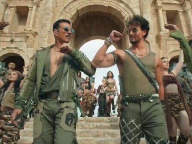 Bade Miyan Chote Miyan Title Song Out: Akshay Kumar, Tiger Shroff Pack ...