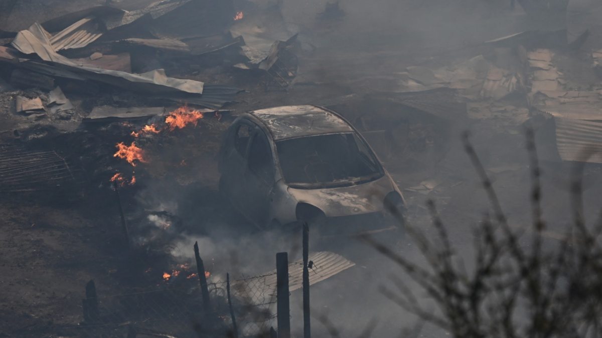 46 Die in Chile Wildfires, Dead People Seen Lying on Road, Prez Boric ...
