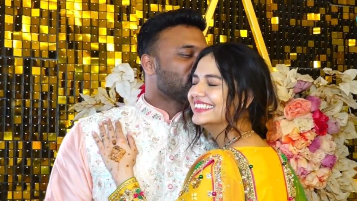 Divya Agarwal DELETES Wedding Photos, Sparks Rumours of Divorce With ...