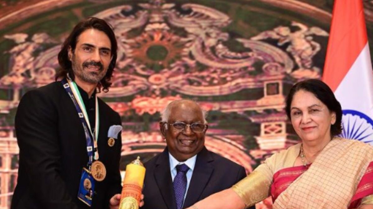 Arjun Rampal Says He's 'Humbled And Honoured' As He Receives Champions ...