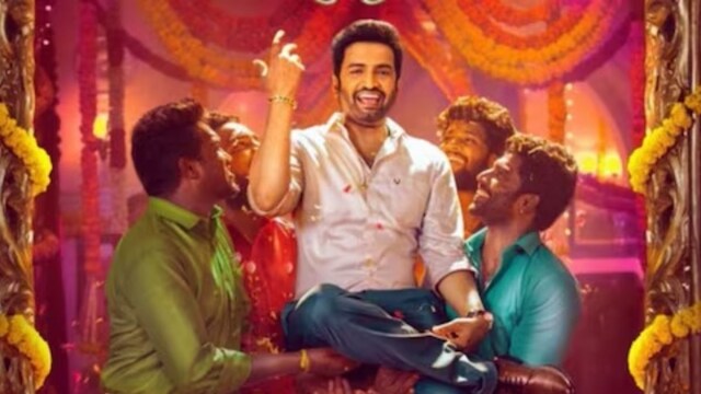 Kamal Haasan Unveils Poster Of Actor Santhanam's Film Inga Naan Thaan ...