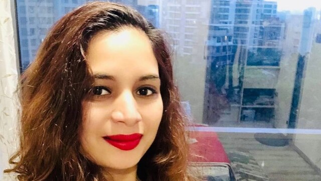 Singer Mallika Rajput Found Hanging In Sultanpur House, Police Suspect ...