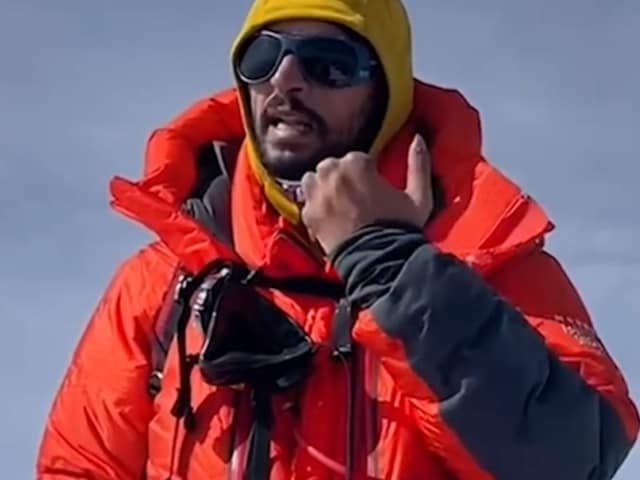 Video Of Mountain Climber's Frostbitten Fingers Before Amputation Goes ...