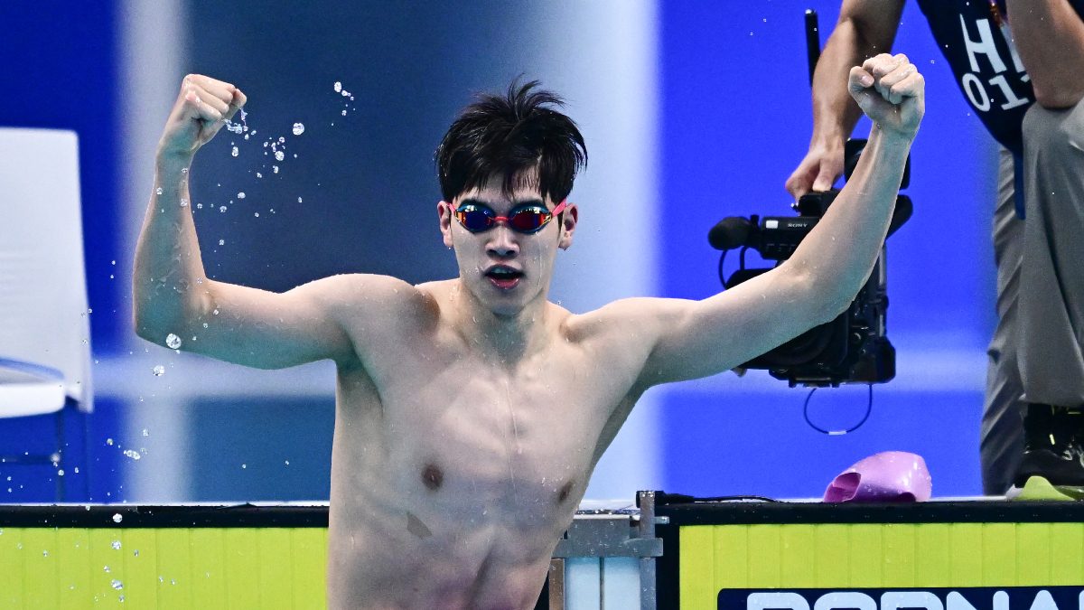 Chinese Teen Pan Zhanle Breaks Men's 100m Freestyle World Record ...