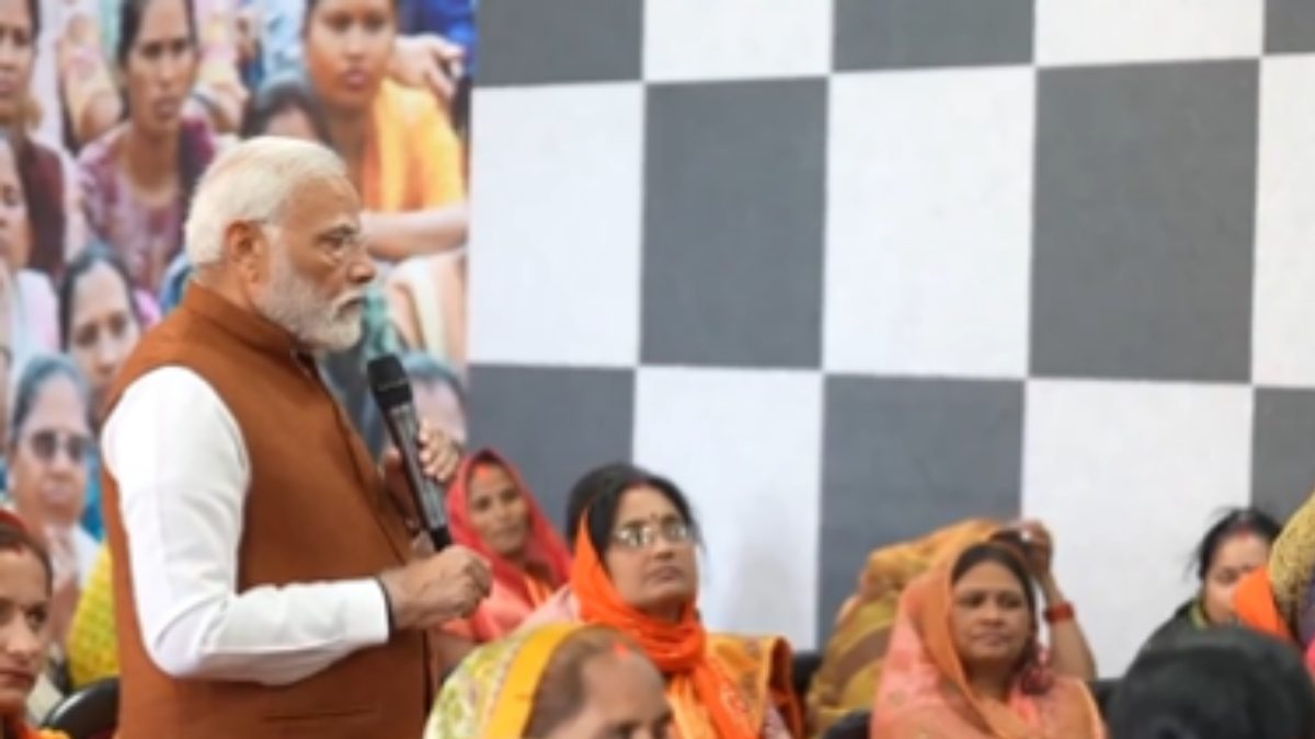 'Modi ji Ne Jhagda Badhaya?' In Chat with Women, PM's Light Moment on ...