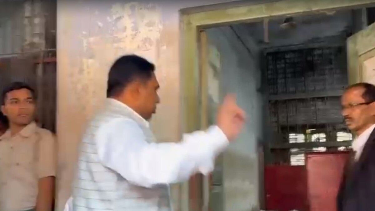Shahjahan Sheikh, TMC Leader Held in Sandeshkhali Violence, Sent to 10 ...