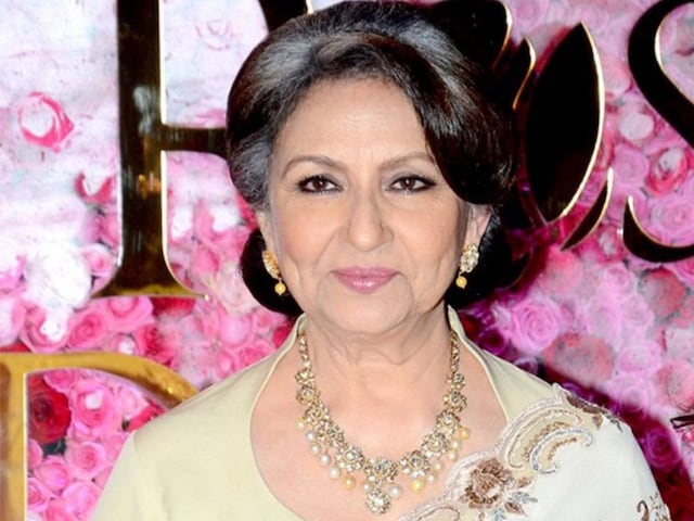 Sharmila Tagore Steps Under Arc Lights After 13 Years in Suman Ghosh's ...