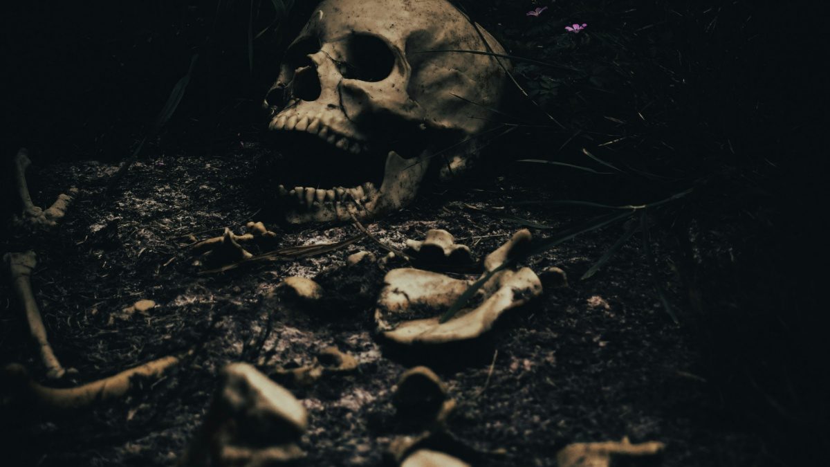 Australian Woman Spends Five Years Sleeping Next to Brother’s Rotting ...