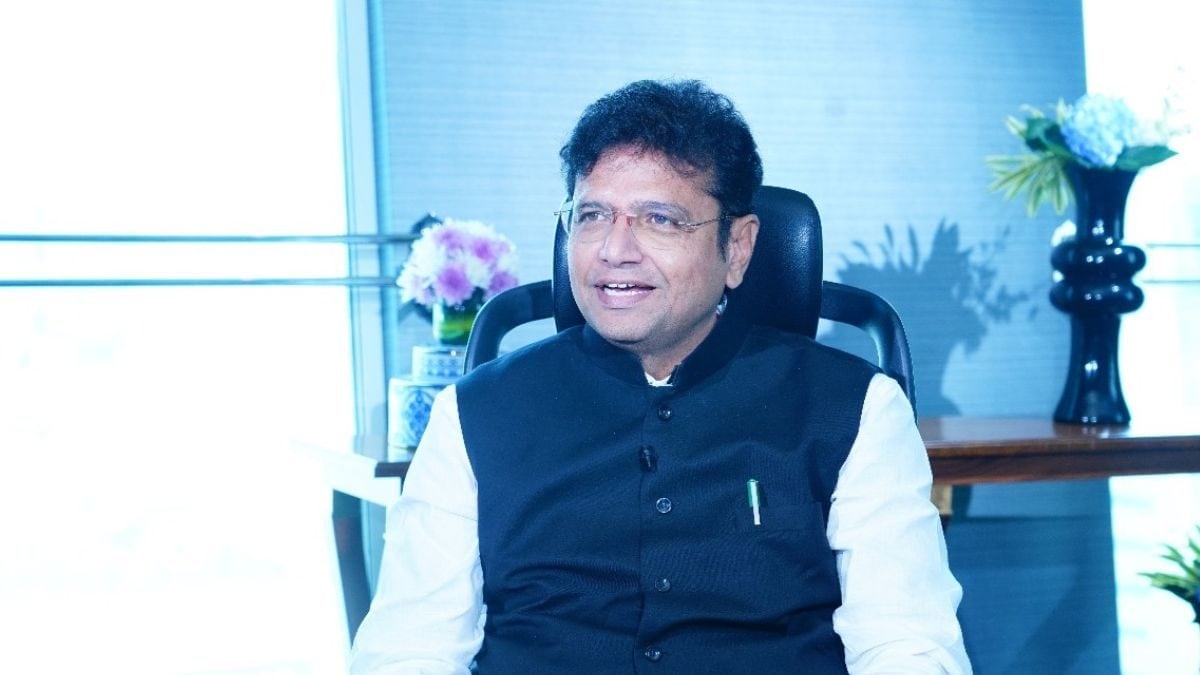 Telangana: Cong Govt Committed To Implement Six Guarantees, Says IT ...