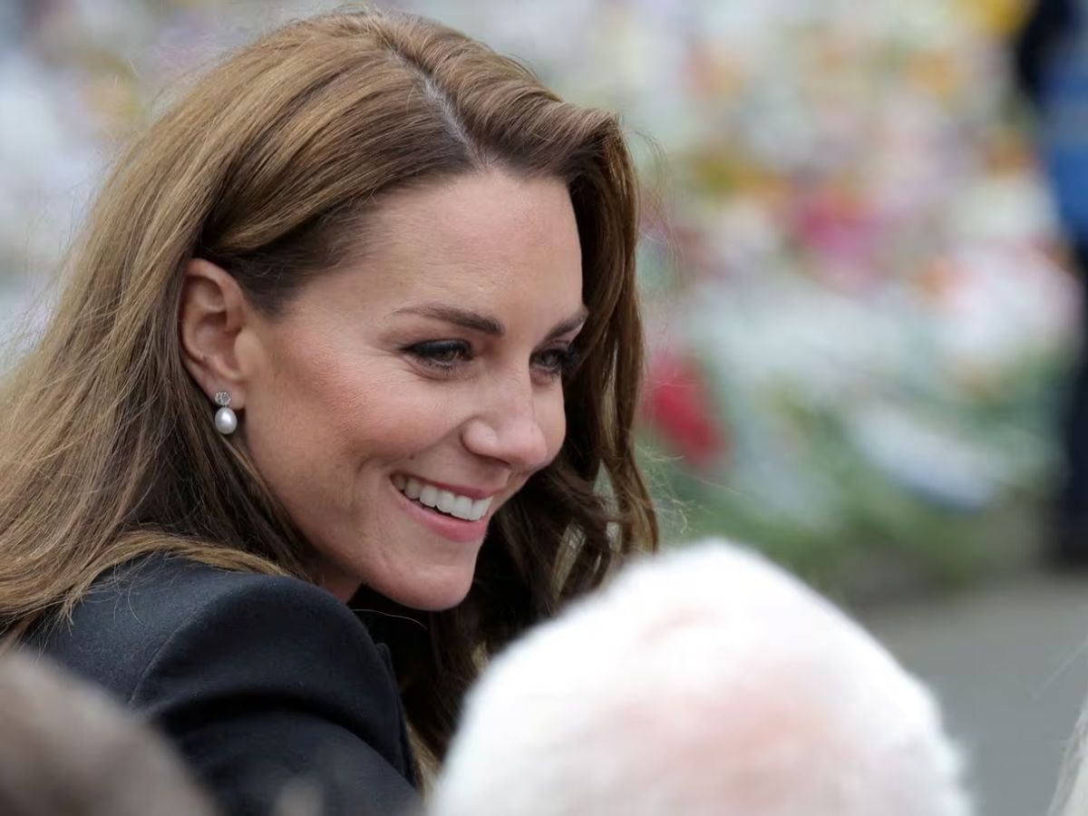 Where is Kate Middleton? Internet Abuzz with Wild Conspiracy Theories ...