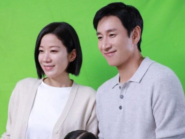 Will Lee Sun Kyun’s Wife Jeon Hye Jin Return To Public Eye After Husband's Death? - News18