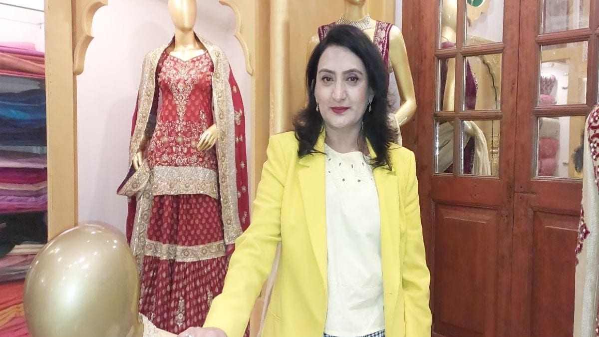 Meet Asma Hussain, Who Has Designed Clothes For The Likes Of Saira Banu And PM Modi | Business ...