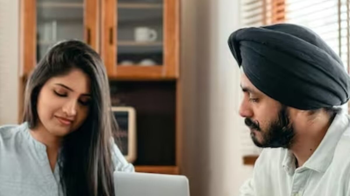 Why You Need A Work BFF? Find Out - News18