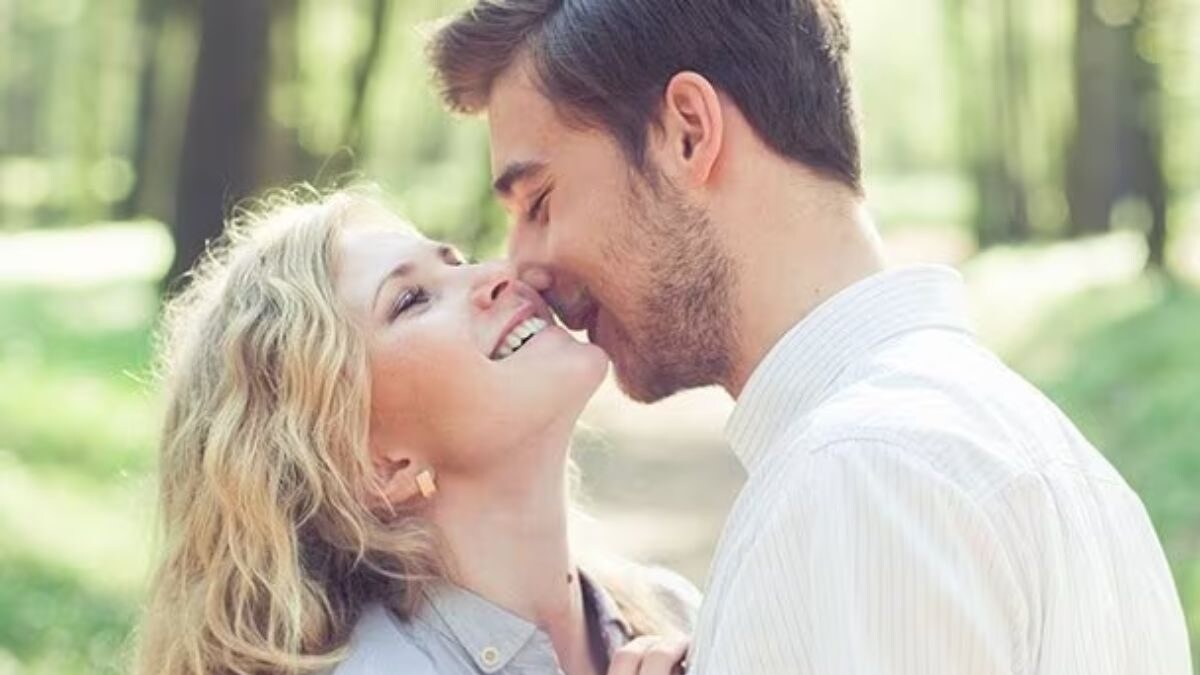 5 Reasons Some Men Love Being With Older Women - News18