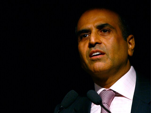 UK: Sunil Bharti Mittal Receives Honorary Knighthood From King Charles ...