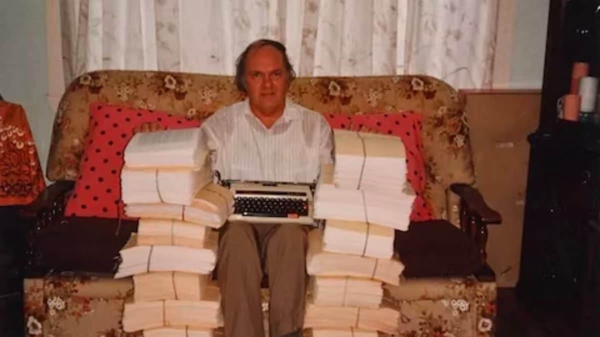 Meet The Australian Man Who Spent 16 Years Typing Numbers One To One ...