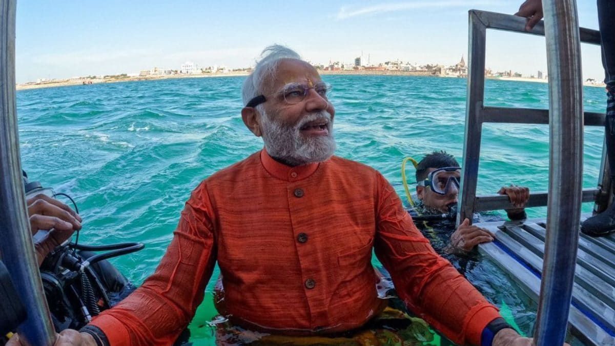 'May Shri Krishna Bless Us All': PM Modi Goes Underwater in Gujarat for ...