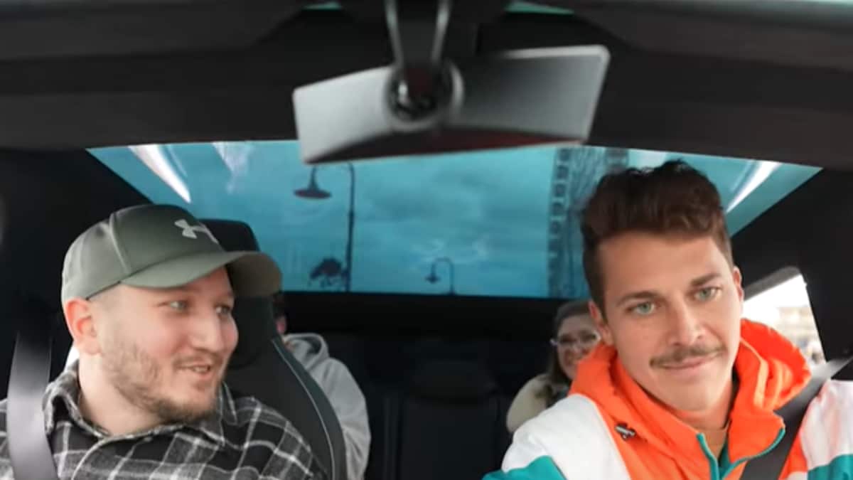 YouTuber's Tesla CyberTruck Prank Will Make You ROFL | Viral News - News18