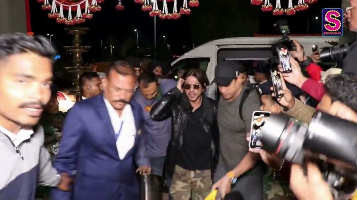 SRK With Family, Salman & Rani Mukerji Depart From Jamnagar After Anant ...