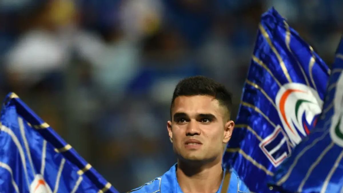 WATCH: Arjun Tendulkar's Yorker Sends Mumbai Indians Batter Tumbling In ...