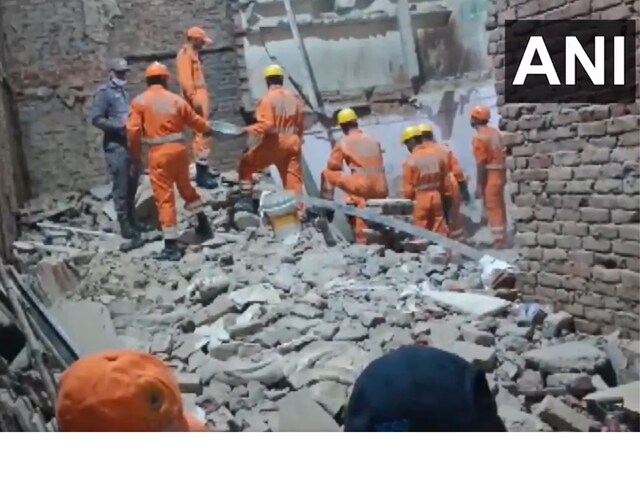 Delhi Building Collapse: 2 Killed, 1 Critical as Two-Storey 'Old ...