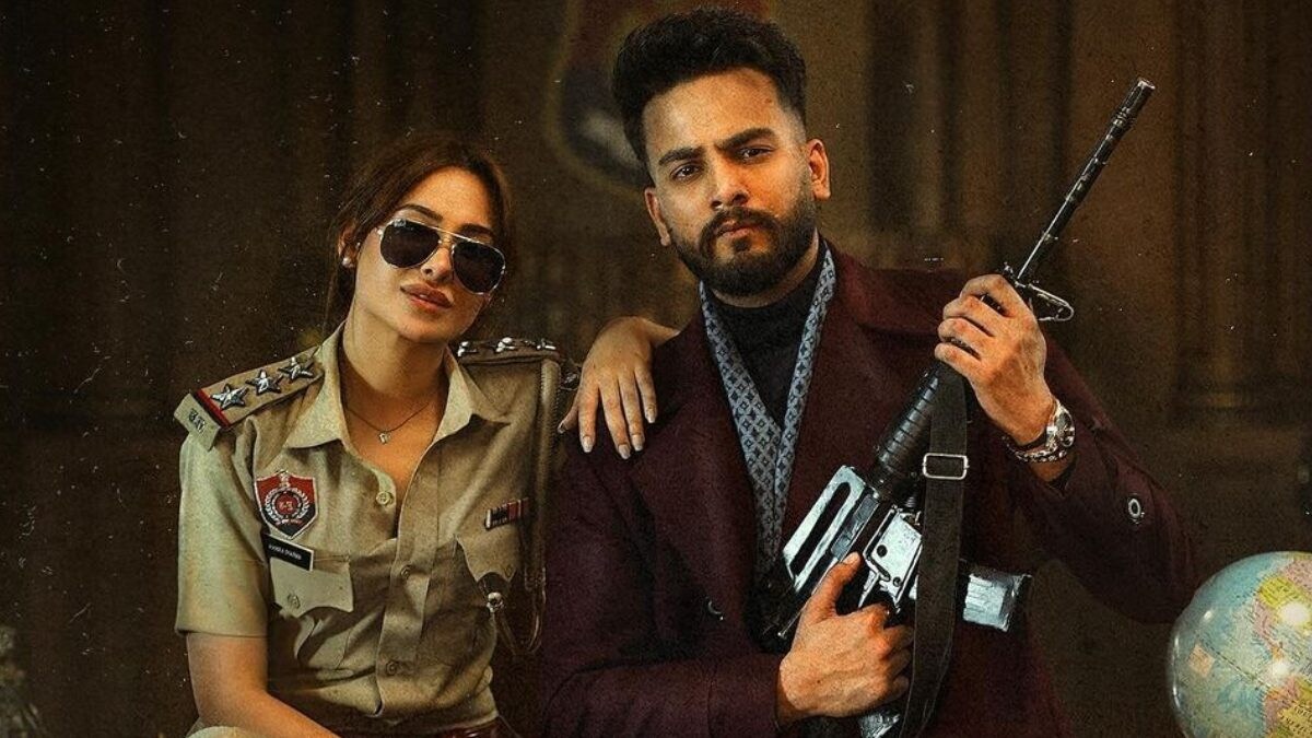 Elvish Yadav Brandishes Gun, Keeps An Intense Look In New Poster of His ...