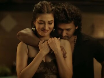 Lokesh Kanagaraj Romances Shruti Haasan In Inimel, Kamal Haasan Lyrical Goes Viral | Watch - News18