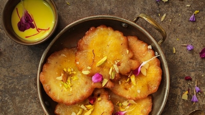 Homemade Malpua Recipe: Make Delicious Malpuas at Home This Holi | Lifestyle News - News18