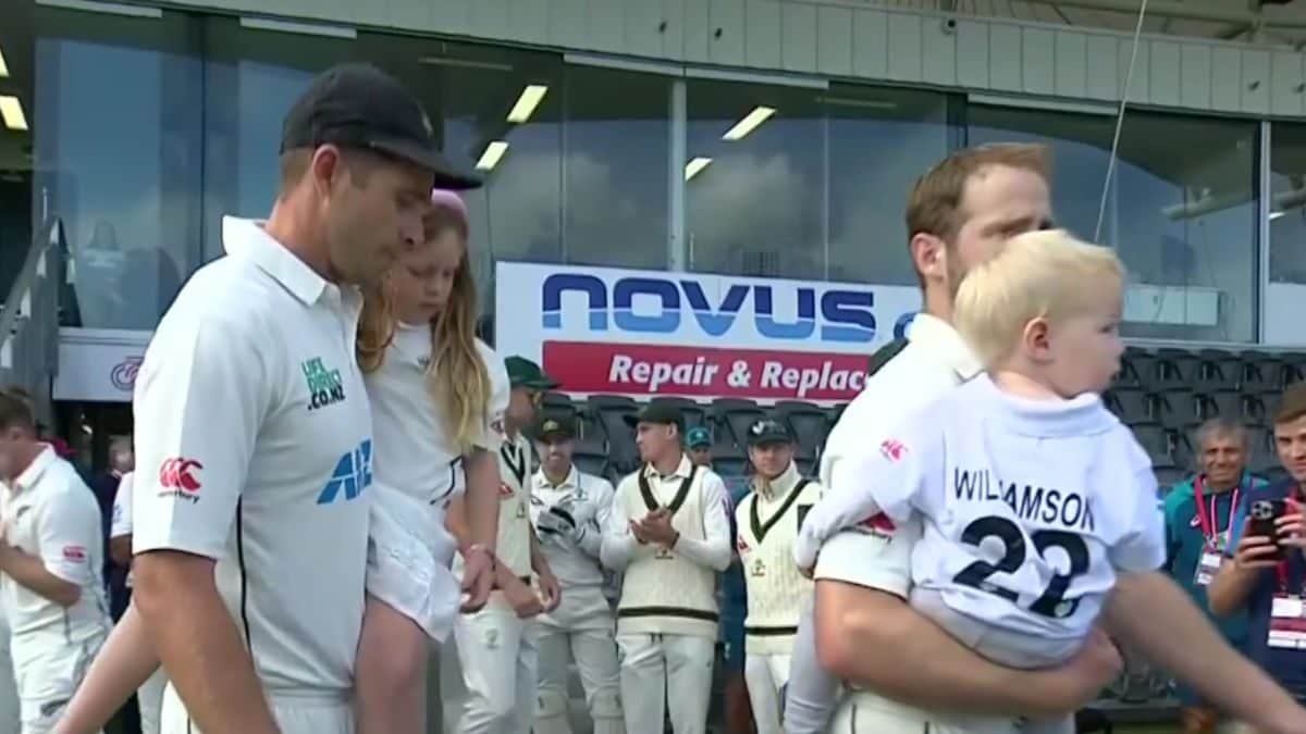 NZ vs AUS: Tim Southee and Kane Williamson Walk Out with Their Kids for ...
