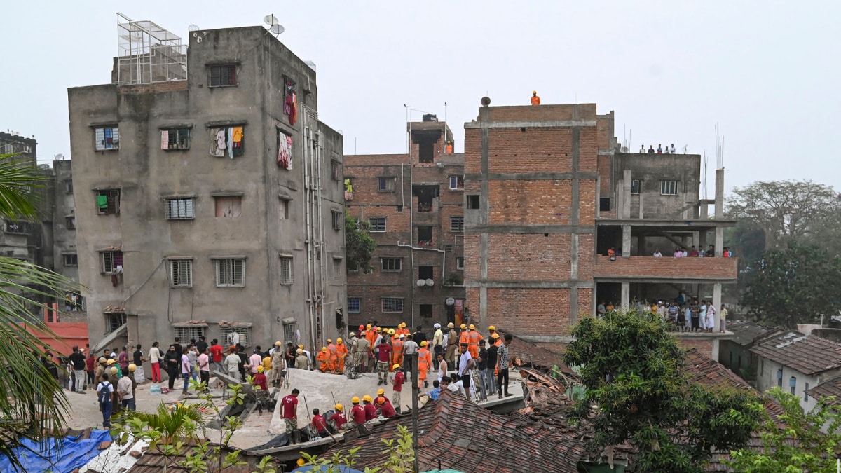 Kolkata Building Collapse: Unchecked Illegal Construction to Blame, Say ...