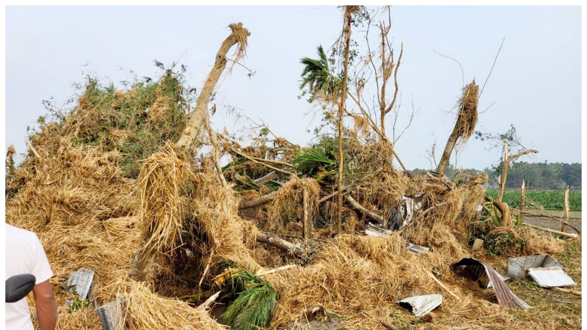 4 Dead, Over 100 Injured As Cyclonic Storm Hits Bengal's Jalpaiguri ...