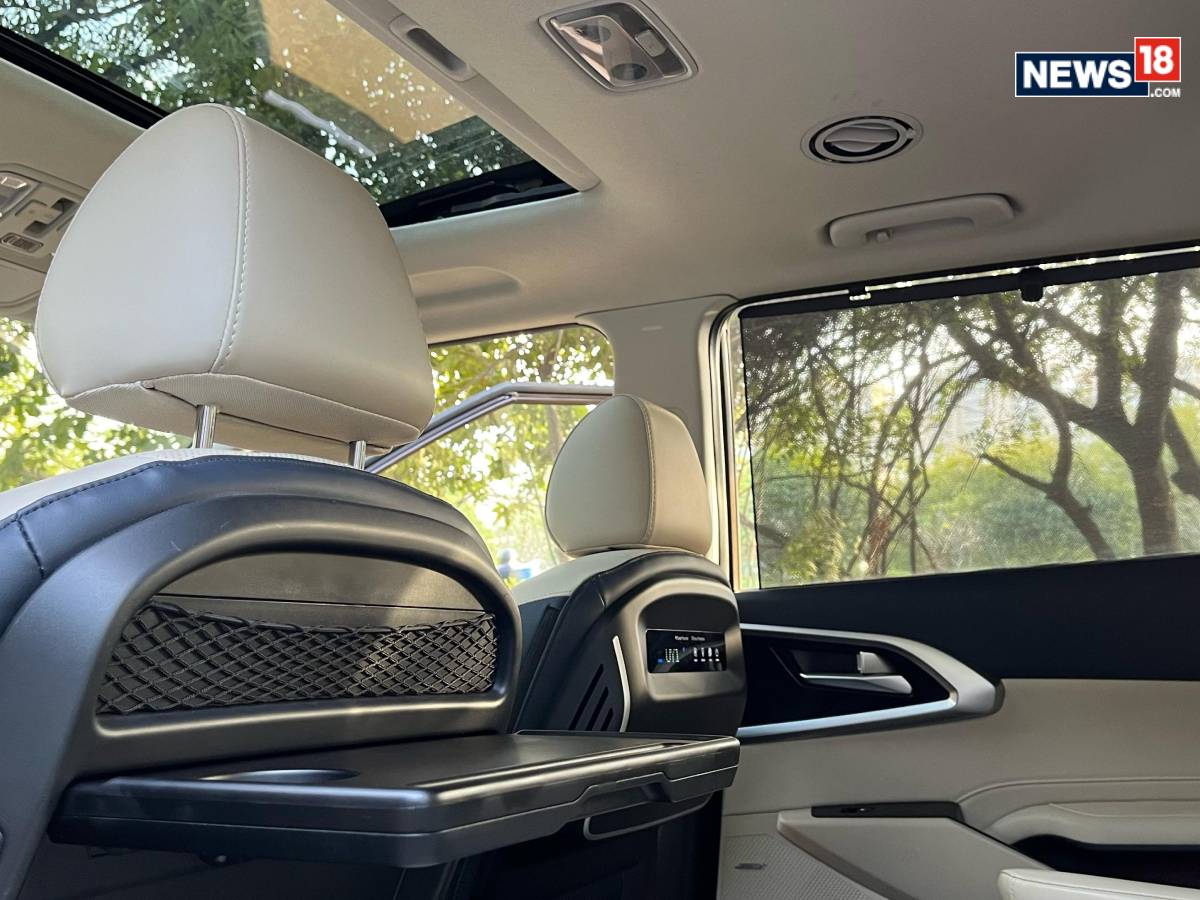 2024 Kia Carens in Pics: See Design, Features, Interior and More in Detail