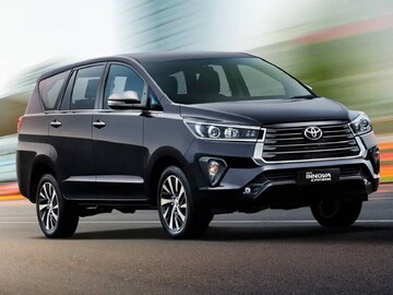 Toyota Innova Crysta Goes Under 6 Months Long Waiting Period in India ...