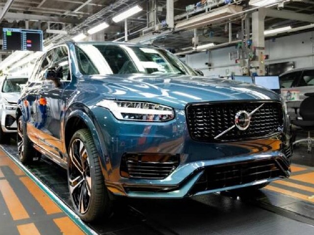 Volvo Rolls Out Final Diesel Model Blue XC9, Will Shift It to Company's ...