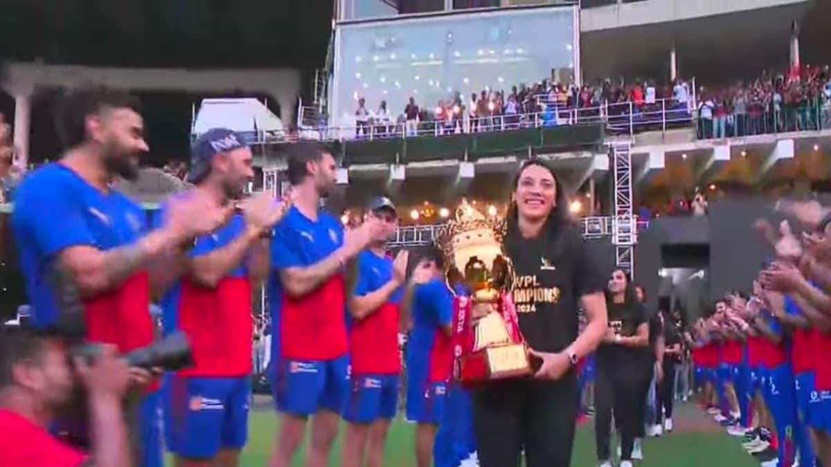 RCB Unbox: Virat Kohli and Co. Give Smriti Mandhana's WPL Champions ...