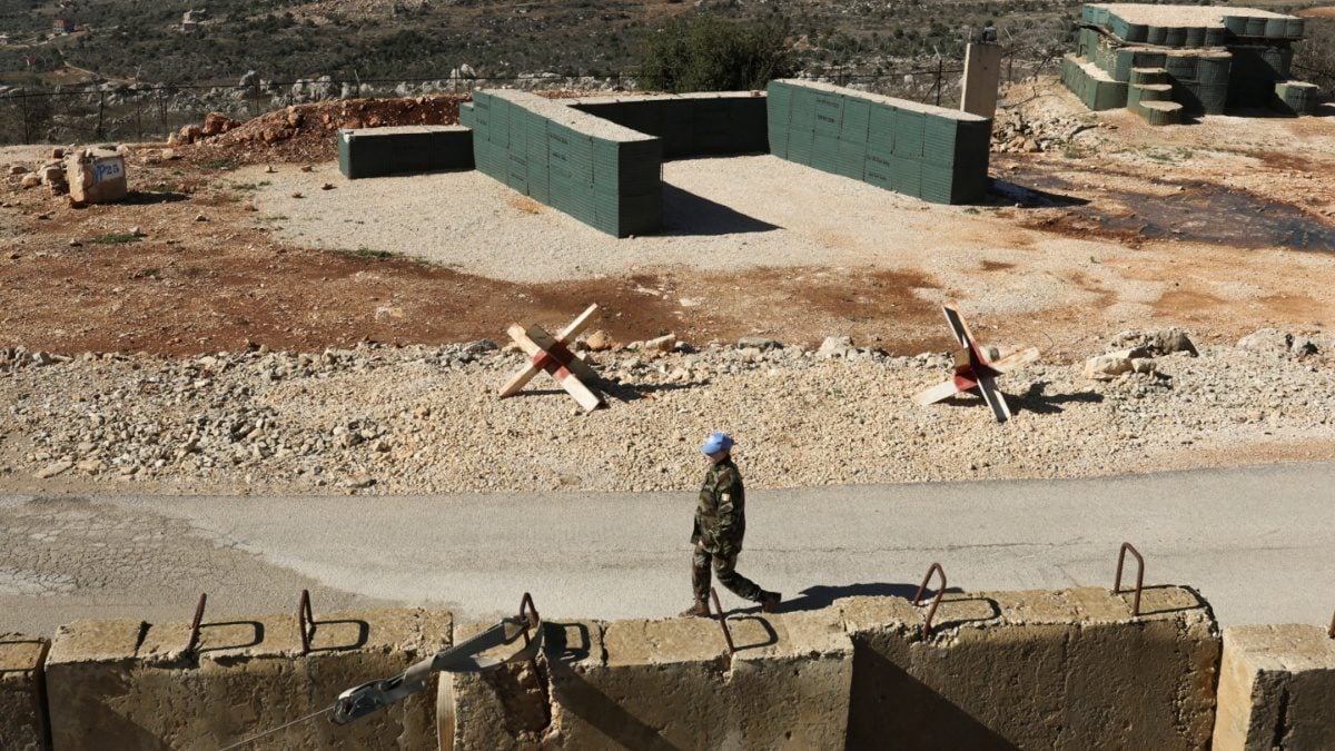 Alleged Israeli Strike Wounds UN Observers In Lebanon | World News - News18