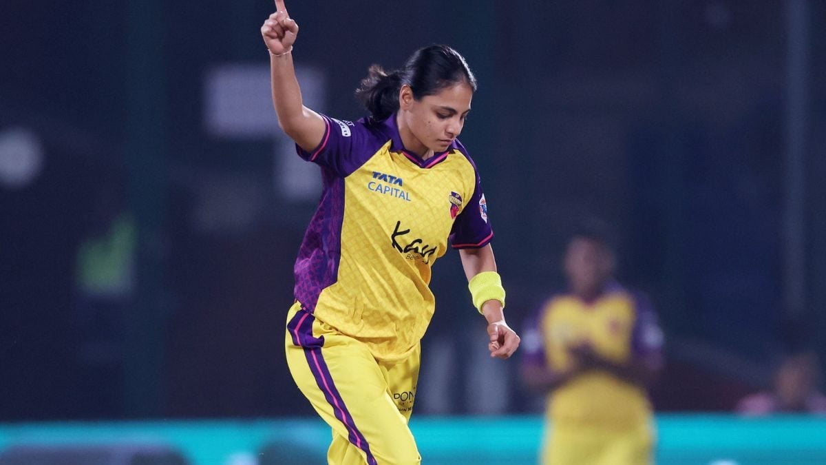 WPL 2024: The Journey of Footballer-turned-cricketer Saima Thakor ...