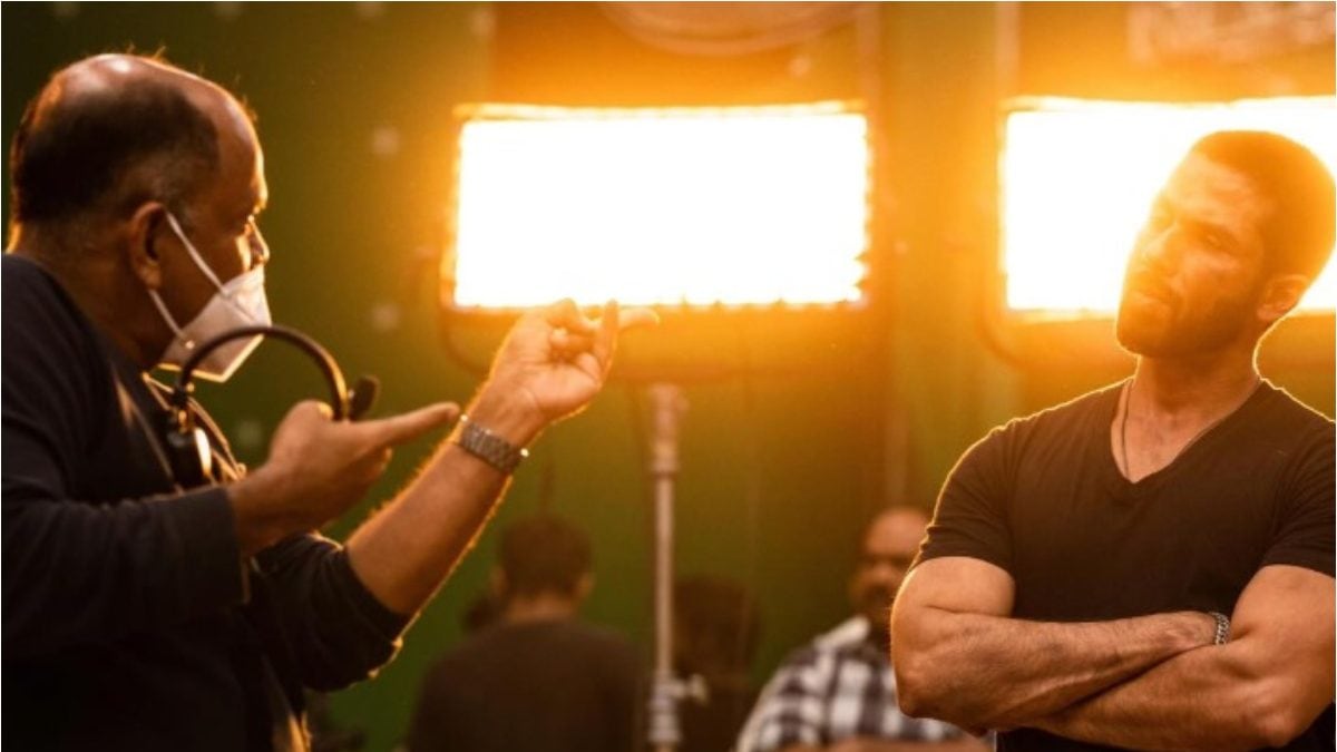 Shahid Kapoor Looks Intense In New BTS Photo Of His Next Film Deva ...
