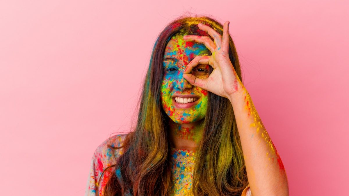 Keep Your Eyes Safe: Essential Precautions for a Colorful and Safe Holi ...
