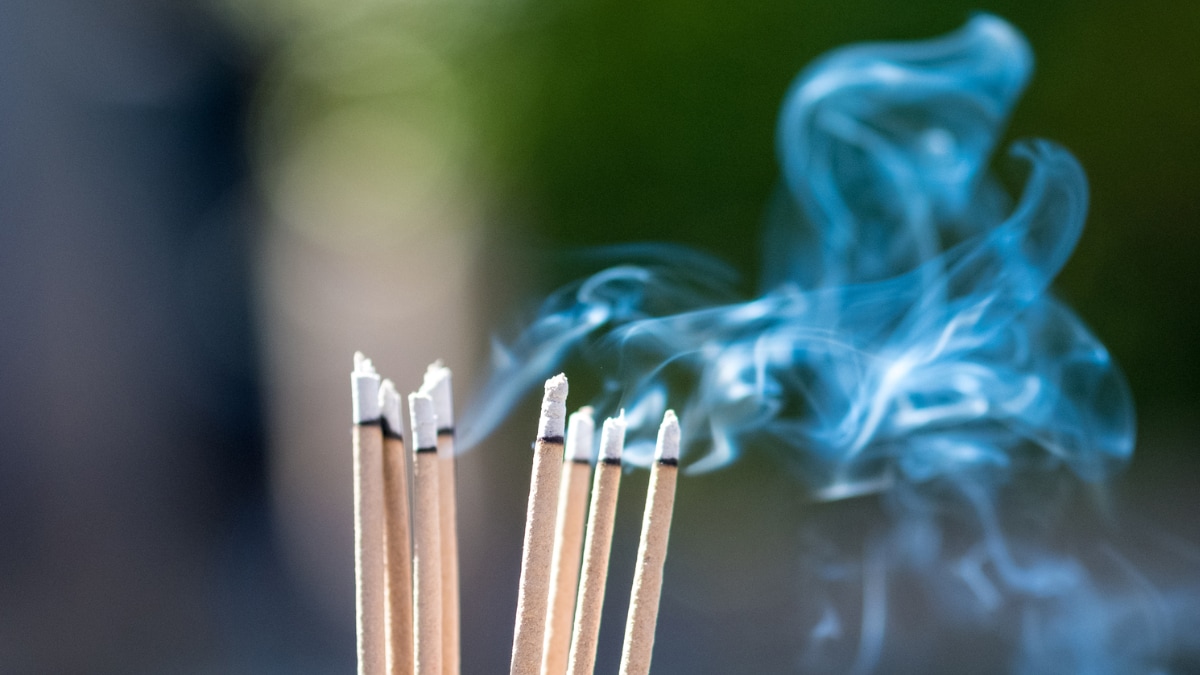 Are Incense Sticks And Scented Candles As Harmful As Smoking? Expert ...