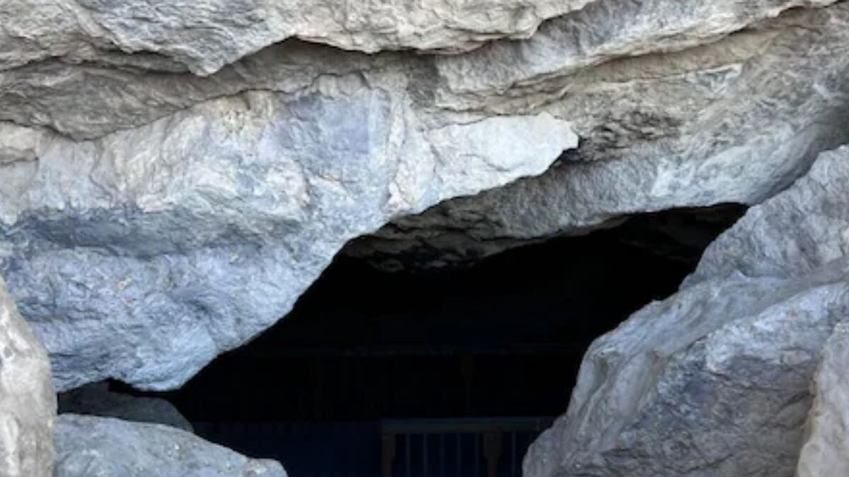 US Lovelock Cave Artifacts Shed Light On Paiute Legend Of Red-haired ...