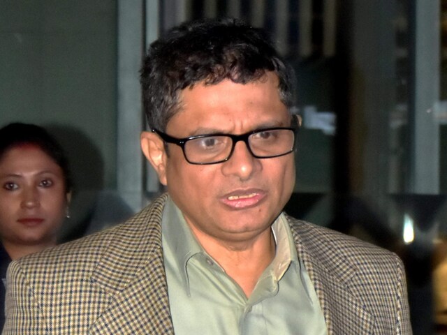 Who is Bengal DGP Rajeev Kumar For Whom Mamata Banerjee Sat on a Dharna ...