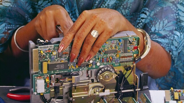India's Semiconductor Future Offers Lucrative Careers, But Will Women ...