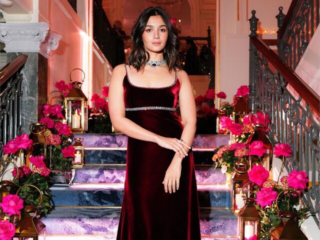 Alia Bhatt Looks Regal In Maroon Velvet Gown At London's Hope Gala - News18