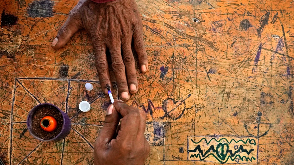 Inside India's General Elections: 7 Fascinating Polling Booths of India ...