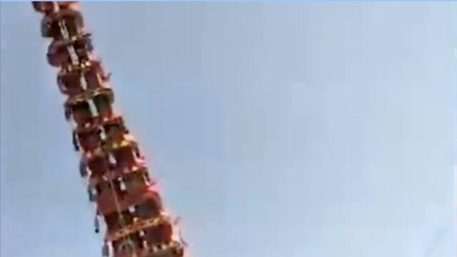 120-Foot-Tall Chariot Collapses During Annual Fair in Anekal, Bengaluru ...